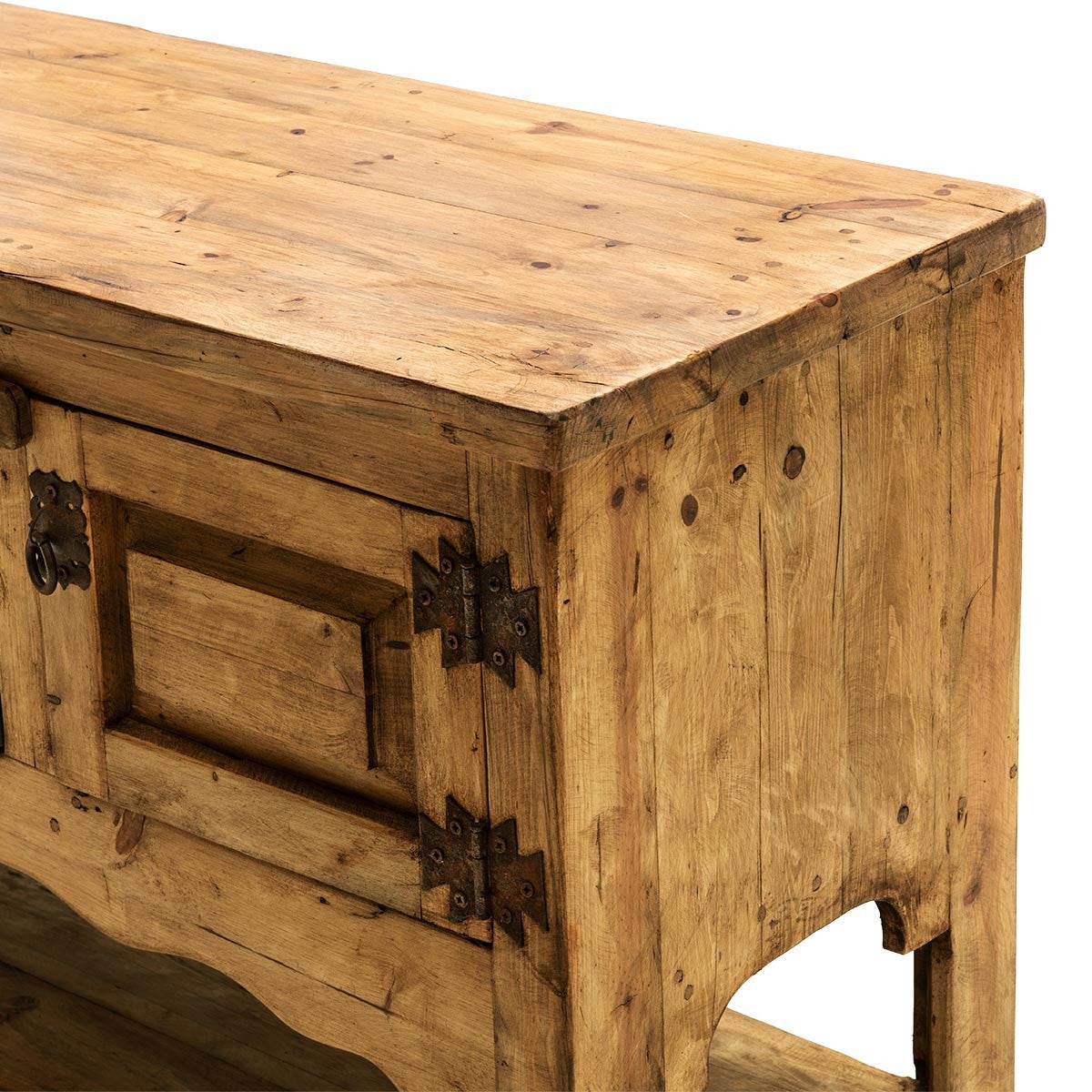 Cross Creek Buffet | Lone Star Western Decor