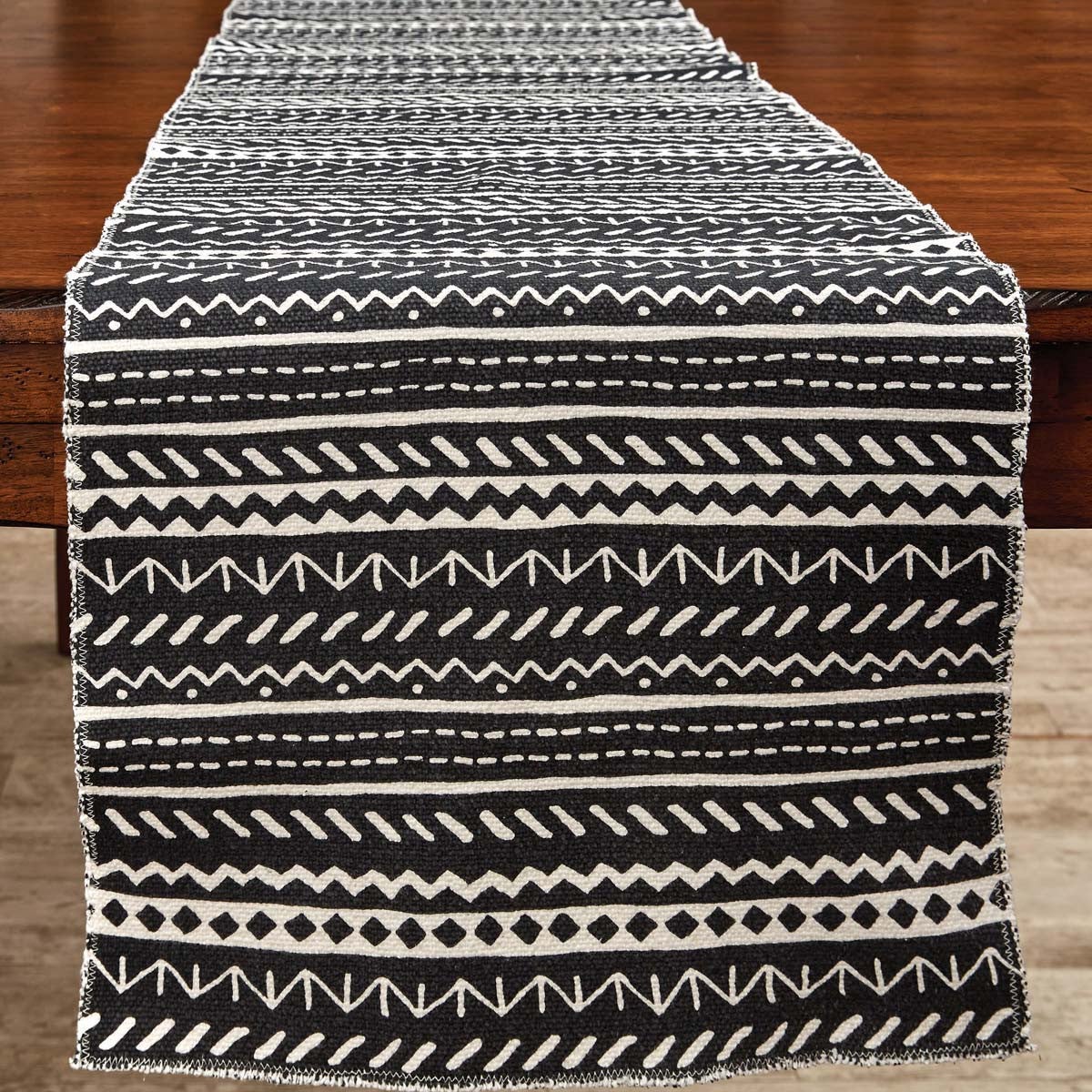 stylish table runner