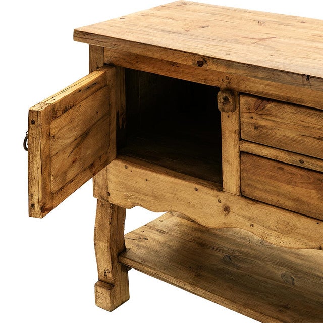 Cross Creek Buffet | Lone Star Western Decor