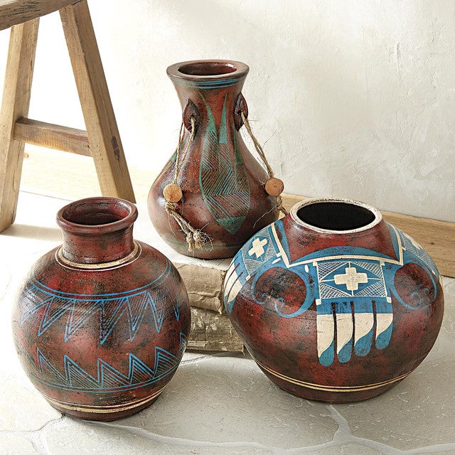 Sky Feathers Clay Pottery Vase - OVERSTOCK | Lone Star Western Decor
