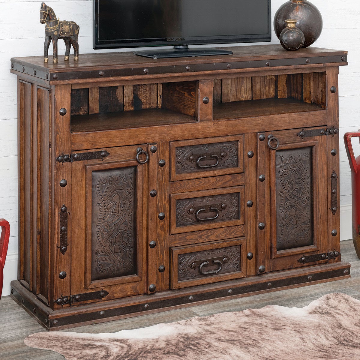 rustic media unit